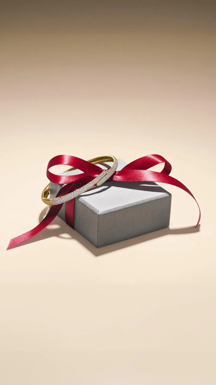 Valentine's Day Gift Guide 2026 | Fredric H. Rubel Jewelers